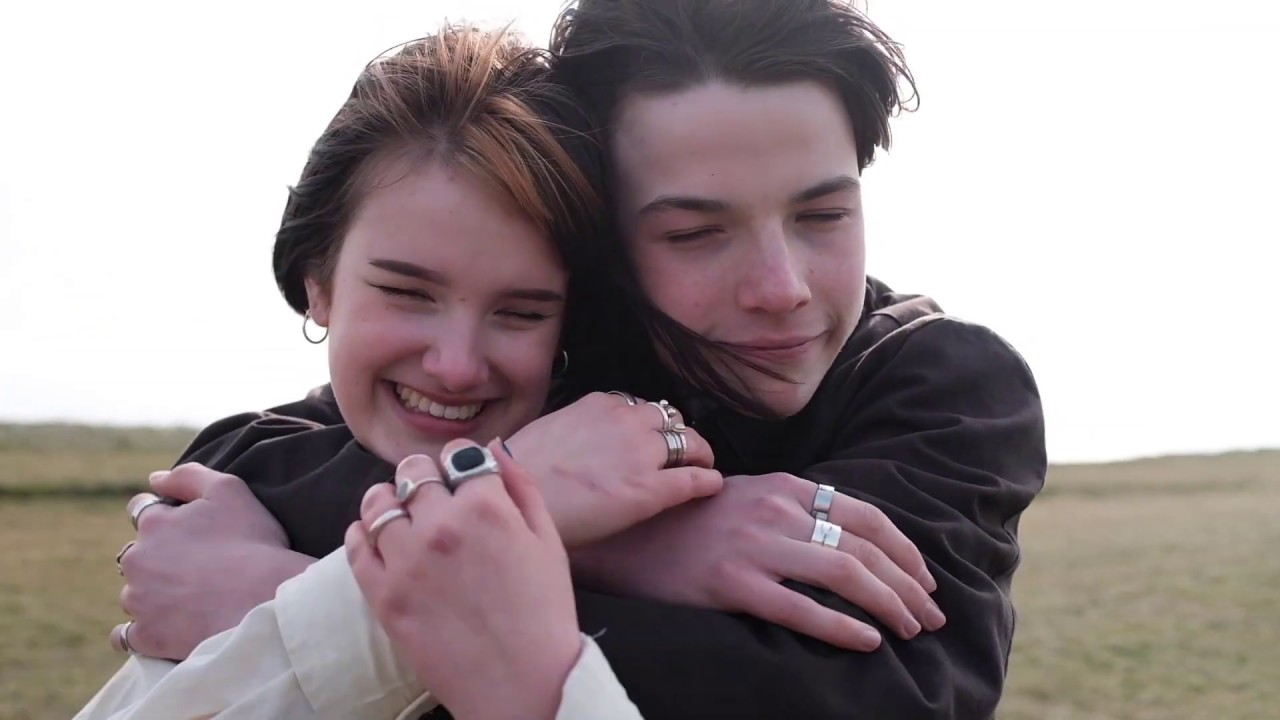 Jamie Freeman - Standing On A Star [OFFICIAL] - YouTube