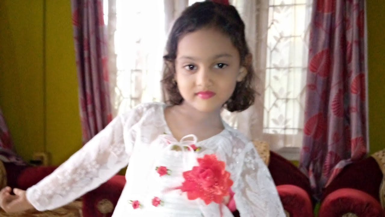 Dancing doll - YouTube