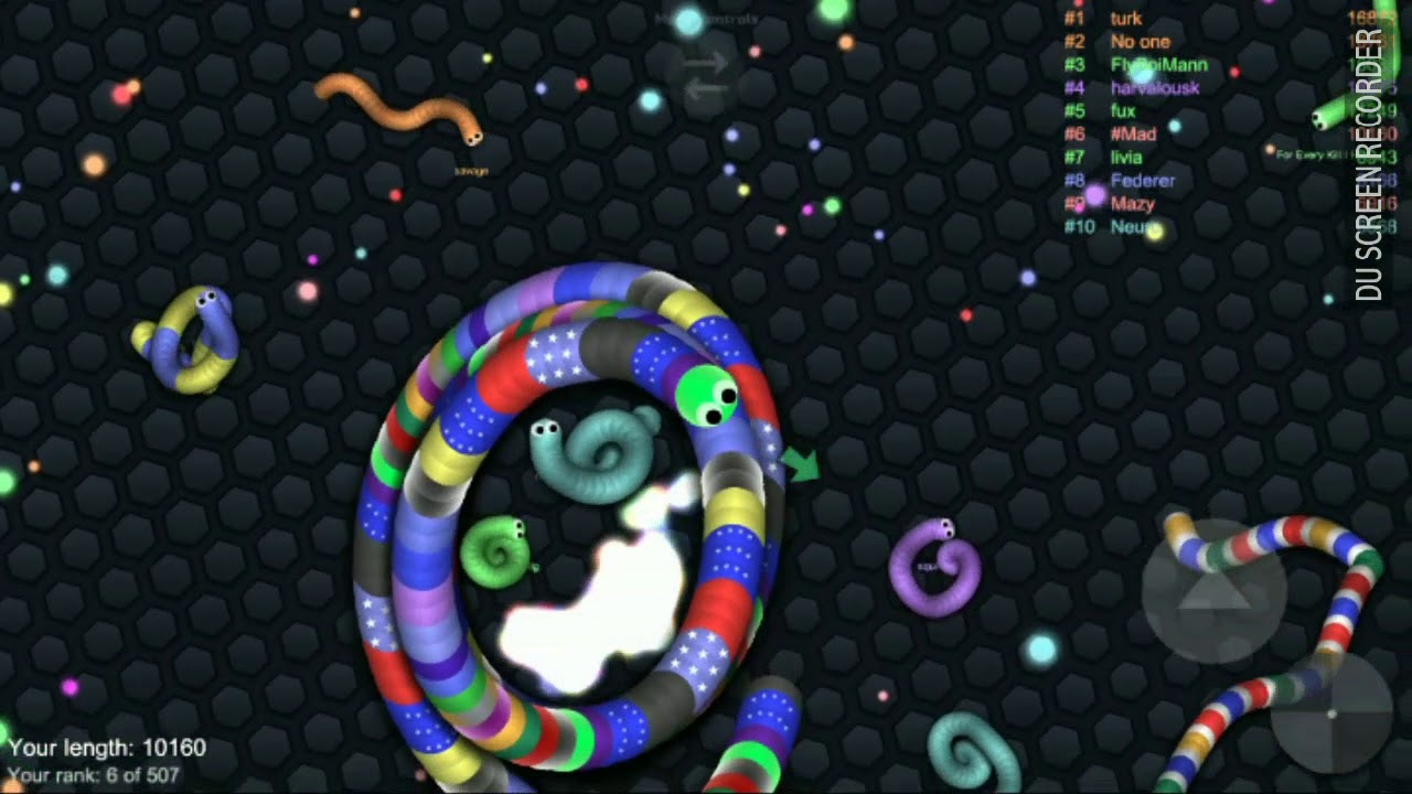 Slither it's amazing game with this games review - YouTube