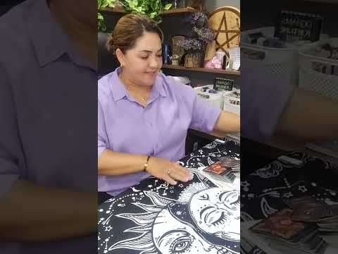 Arkandan iş çeviren kişinin planını nasıl bozman gerekiyor,, Bir deste seç, tarot yorumu.