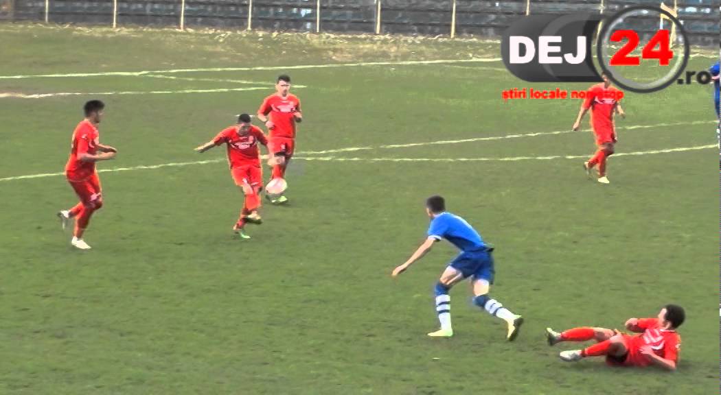 FC Unirea Dej Luceafarul Balan fotbal Liga 3 14 nov 2015 - YouTube
