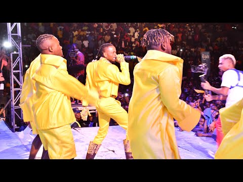 Diamond platnumz Ft Koffi Olomide-Waah! Live Perfomance