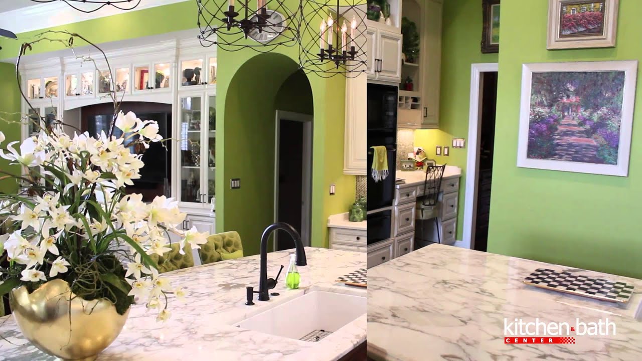 Transformed A 1997 Home Into A Vintage Modern Design - YouTube