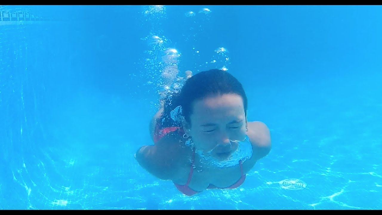 POOL DAY SWIM UNDERWATER MERMAID SWIMMING - YouTube