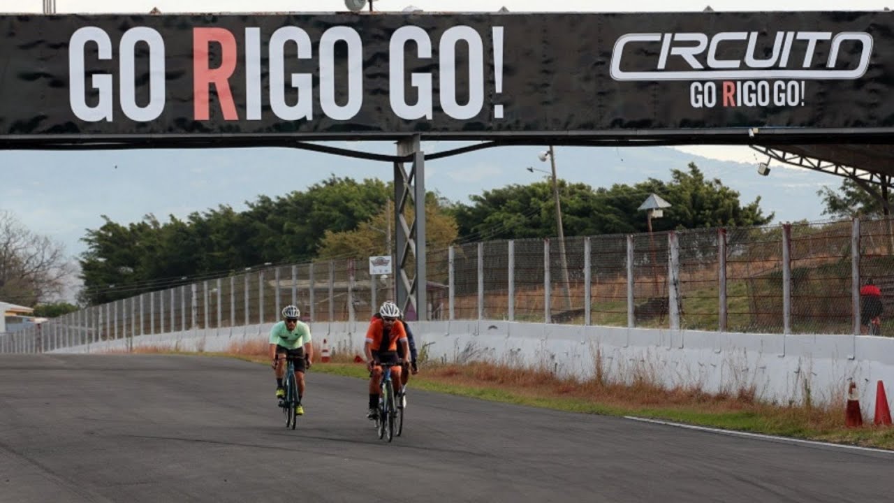 Circuito Go Rigo Go - Parque Viva, Costa Rica. - YouTube