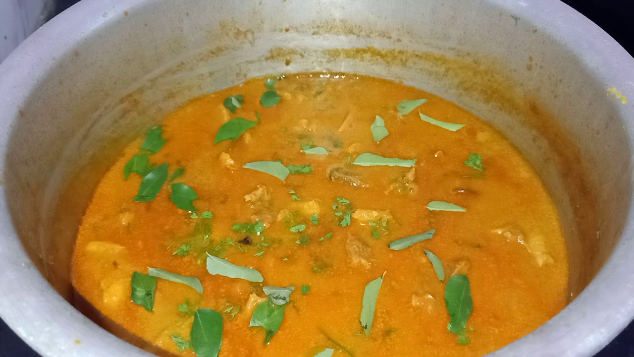 Mutton kulambu how to make mutton kulambu - YouTube