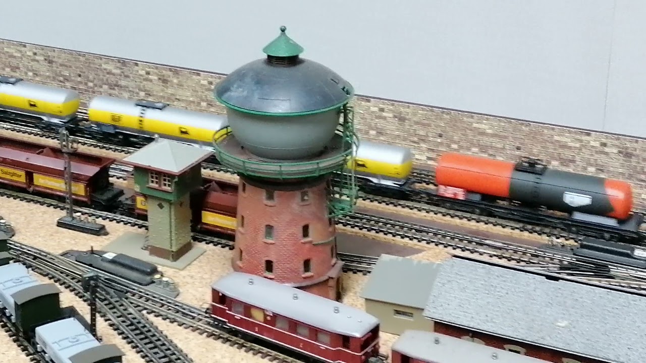 Trix Express mit E94 - YouTube