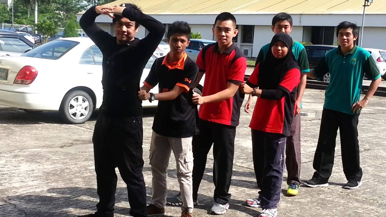 Running Man MTSSR Part 4 (The Human Chain Game) - YouTube