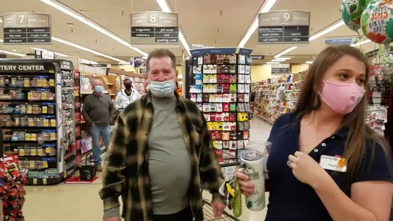 Pacifica Safeway Customer Threatens Violence - YouTube