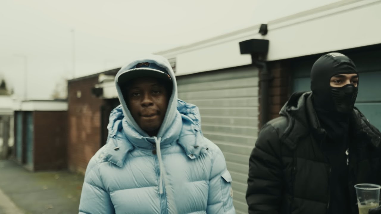 Mozee - Twisted (Official Music Video) - YouTube