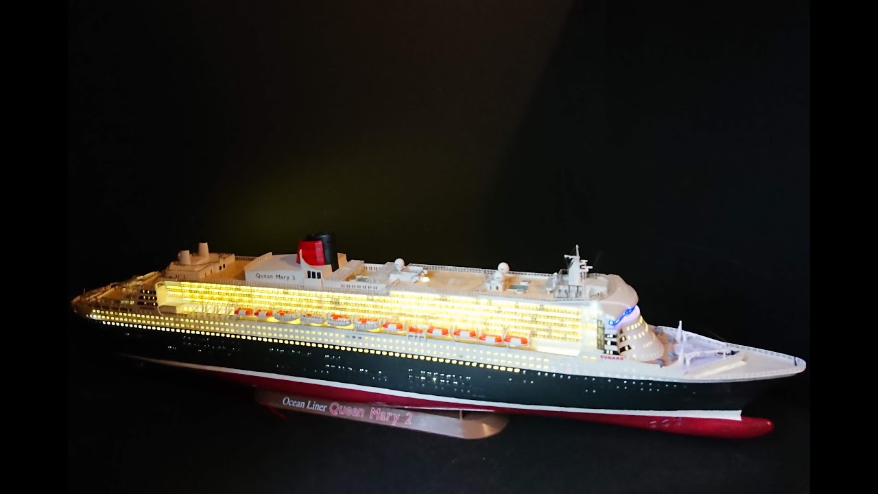 Revell Queen Mary 2 1:400 Scale. Complete Build Guide - YouTube