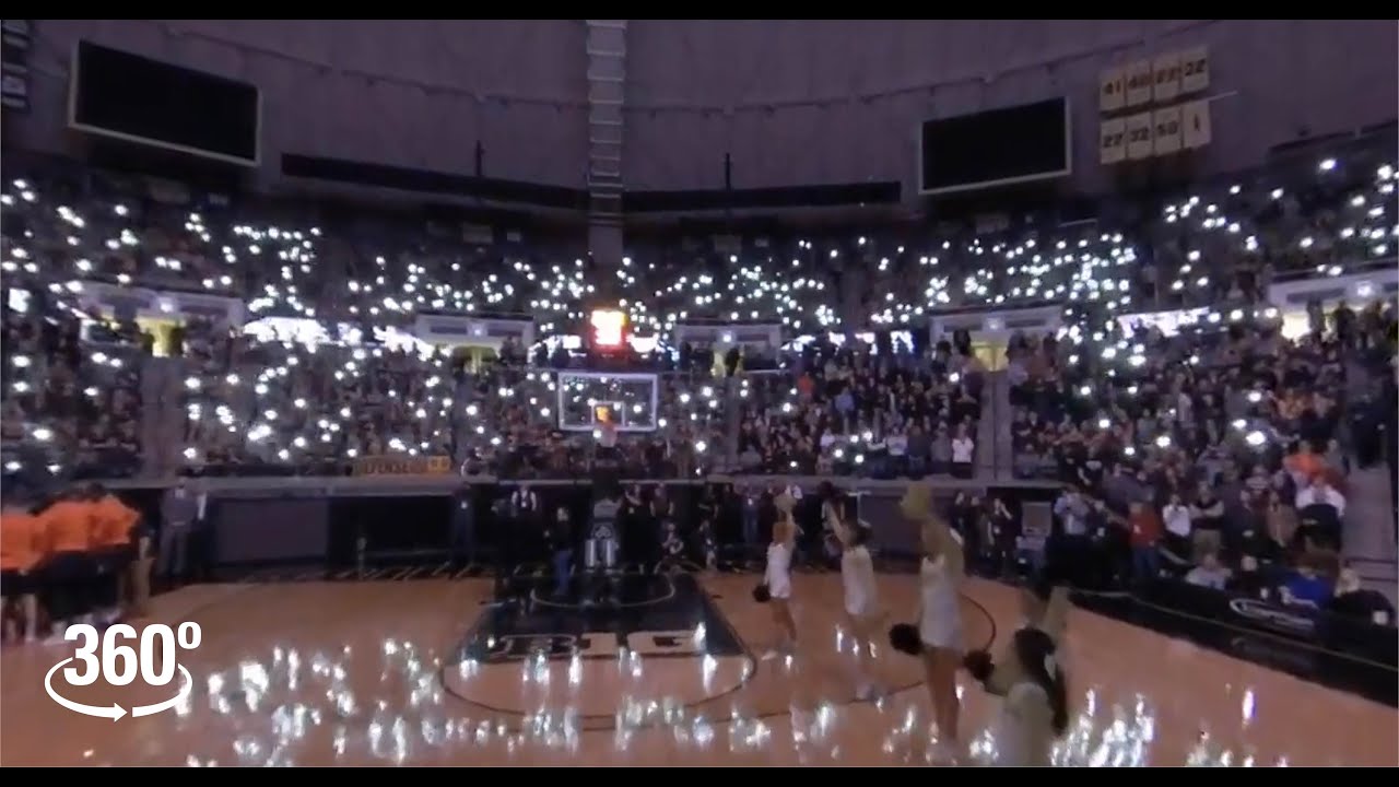 Purdue Light Show - CUE Audio - 360 view - YouTube