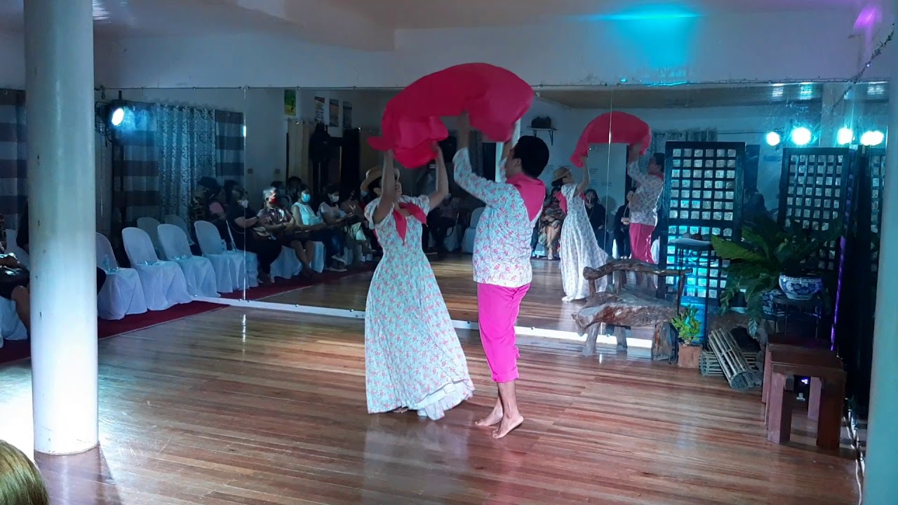 "Pandanggo na Tapis" performed by BUTWA'AN Dance Ensemble - YouTube