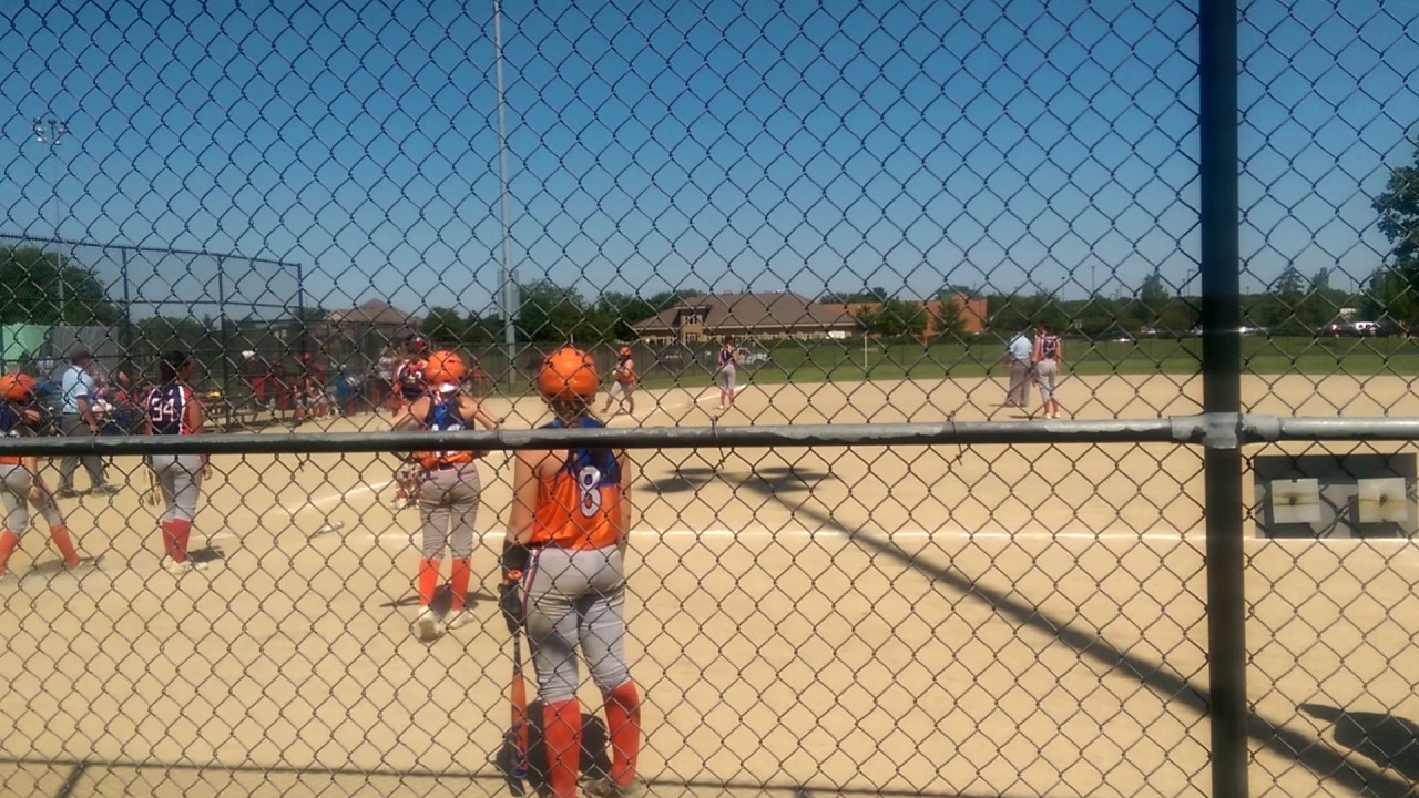 Emma Bode (Class of 2020) Home Run - Cincy Slammers '02 Gold - YouTube