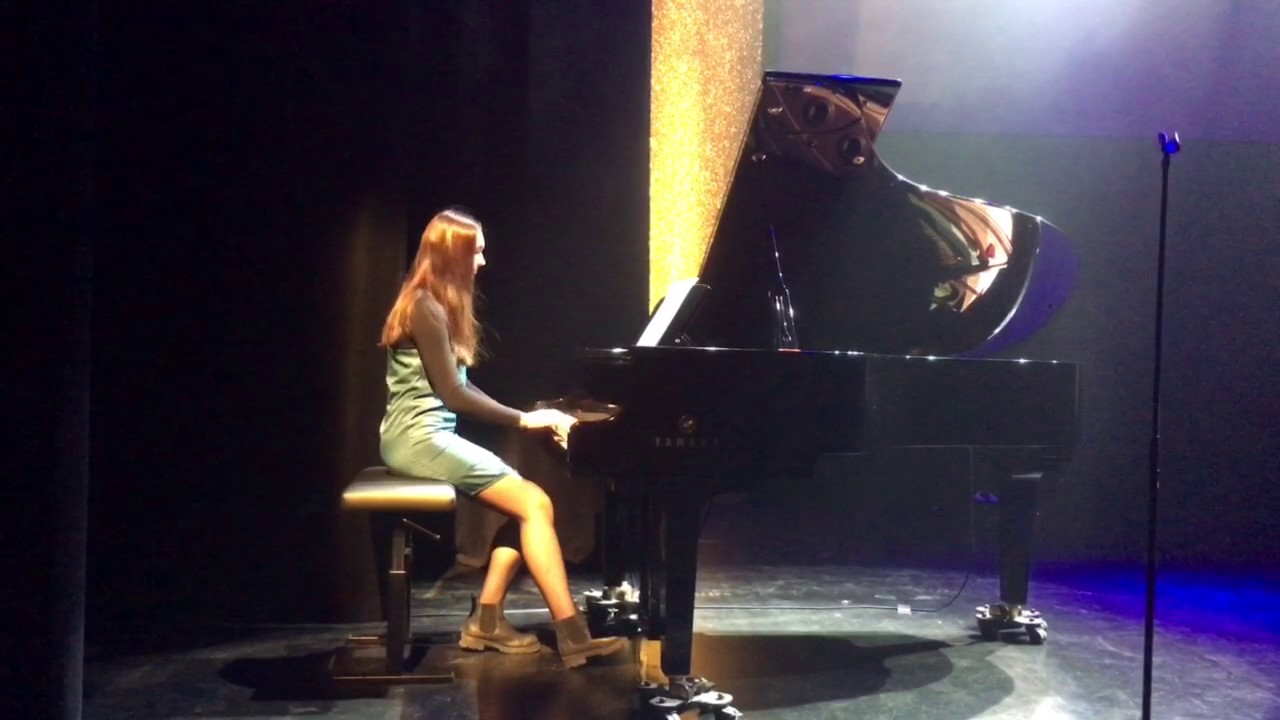 #Väsby Galan# Nicole Mudyna - YouTube