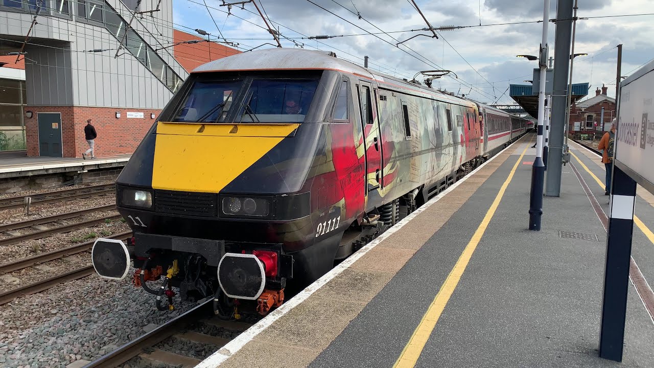 LNER class 91, 91111 departs Doncaster northbound - 13/09/23 - YouTube