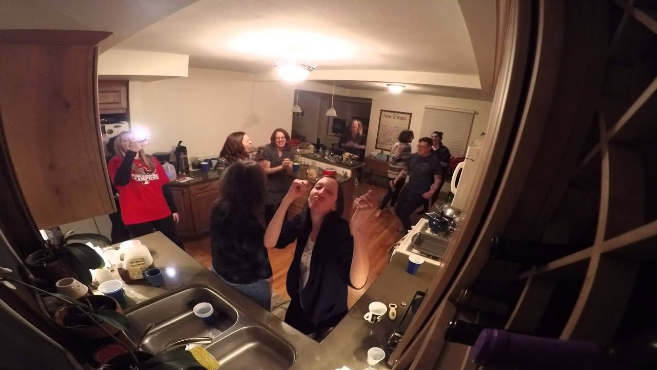 Kitchen Dance Party - YouTube