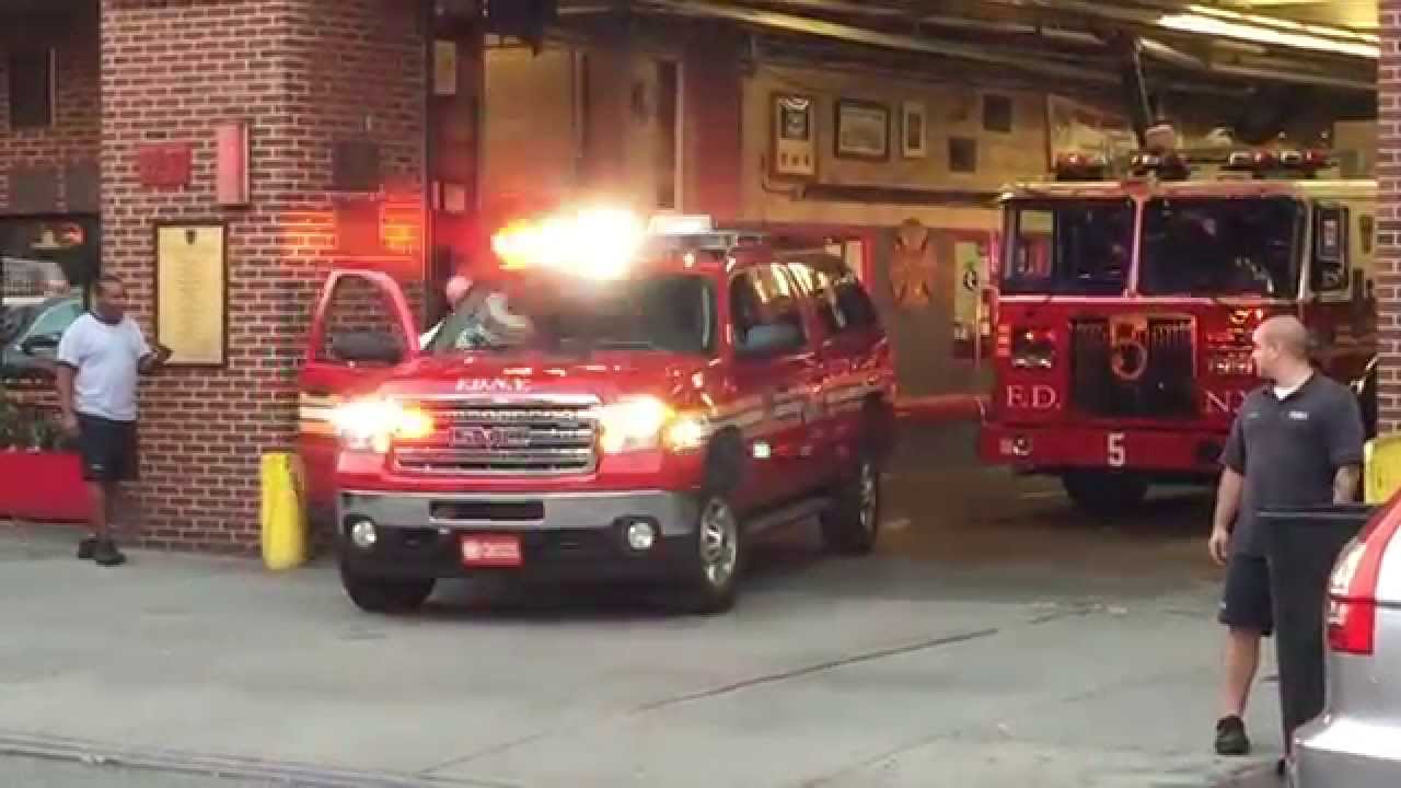 FDNY BATTALION CHIEF 2 RESPONDING FROM QUARTERS ON 6TH AVE. IN SOHO ...