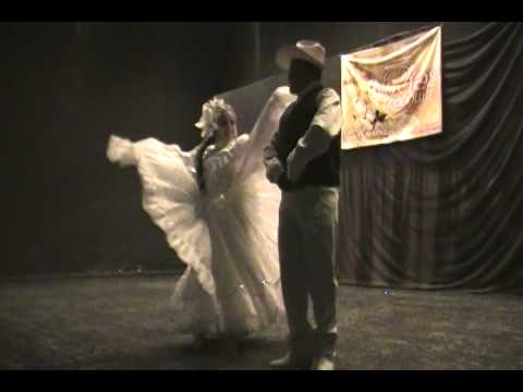 BALET RAICES`JARABE PATEADO´ - YouTube