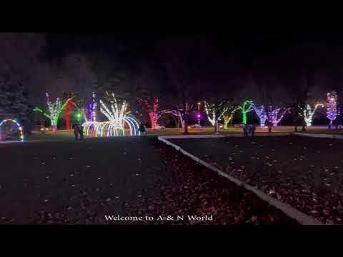 Christmas Holiday Lights at Coronation Park, Oakville, Ontario - YouTube