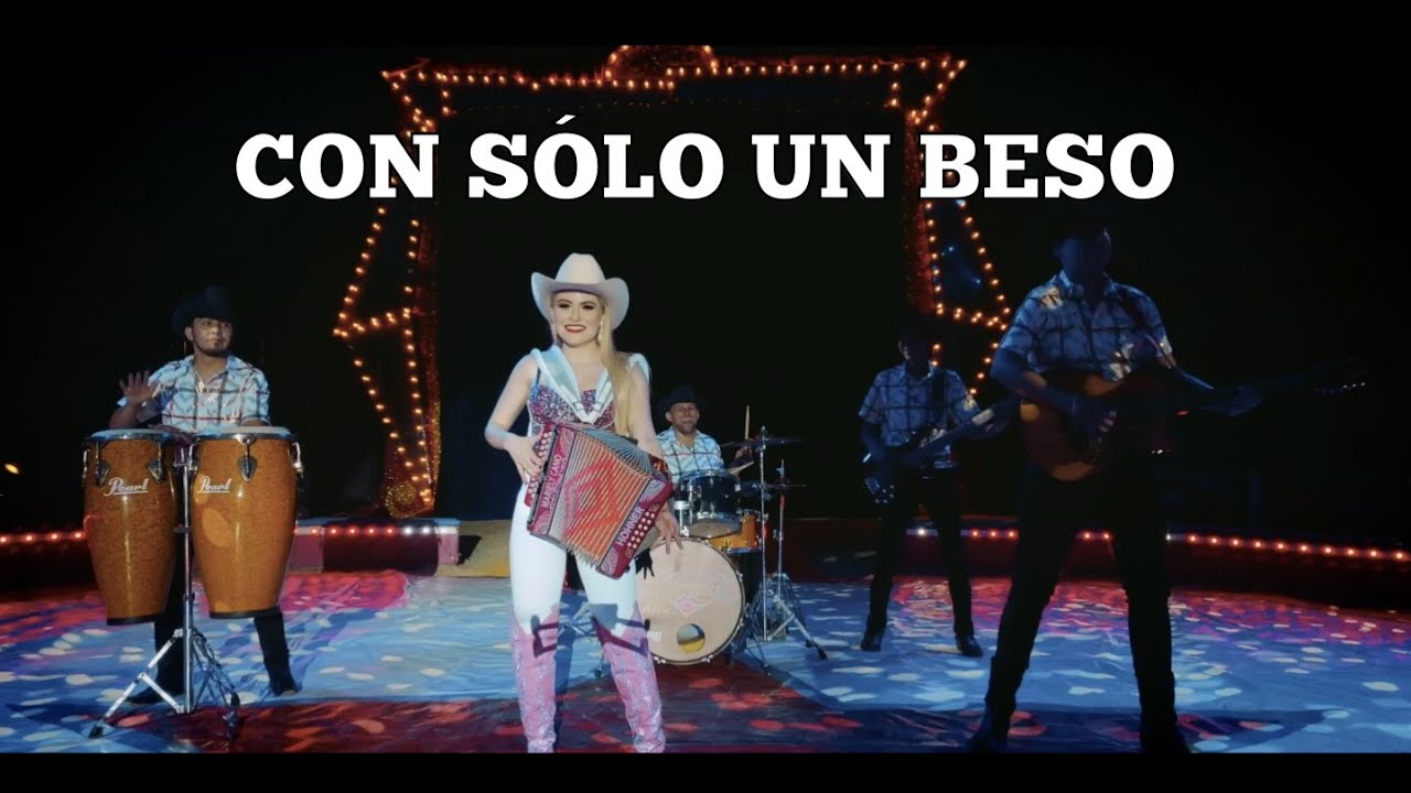 CON SOLO UN BESO - MARIELY CANO (VIDEO OFICIAL) - YouTube