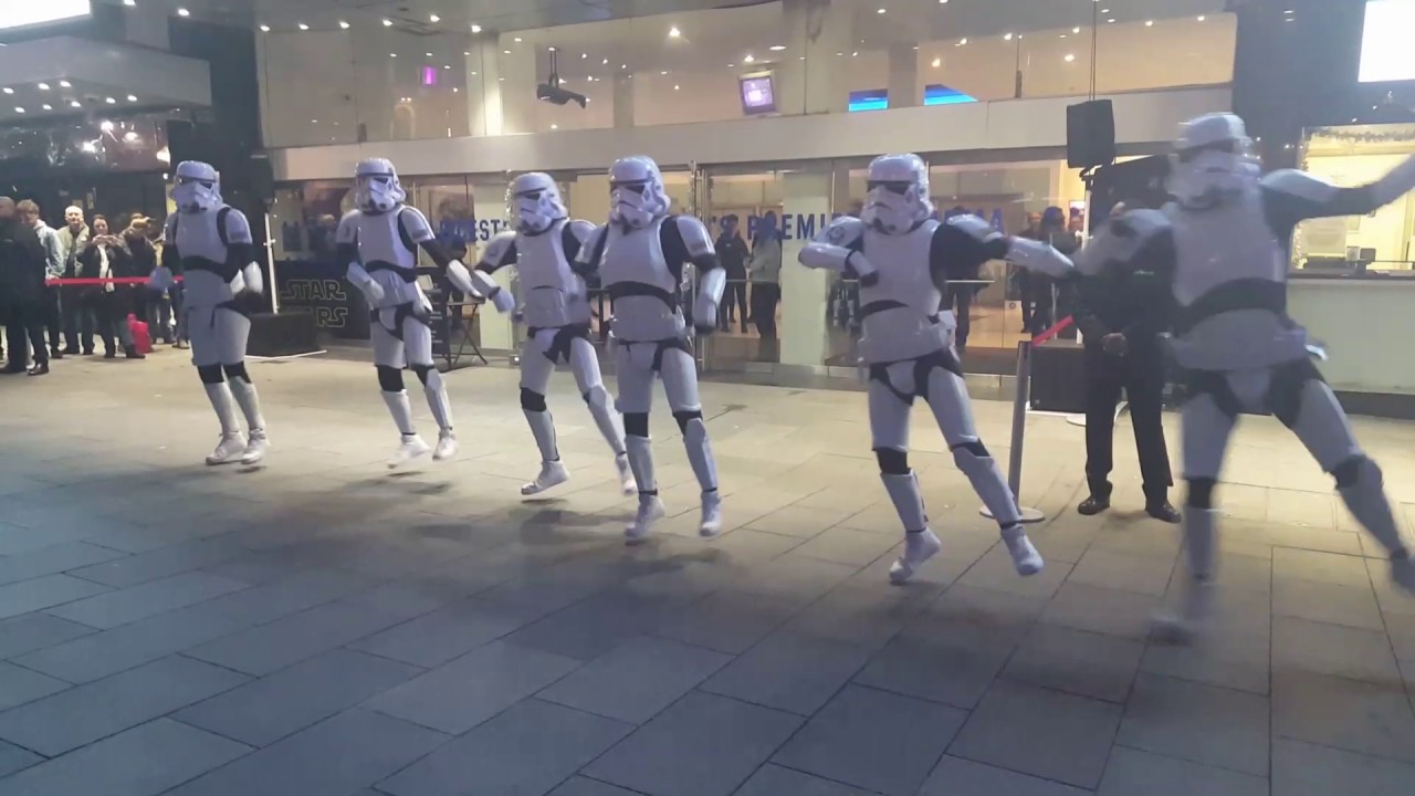 Stormtrooper dance - YouTube