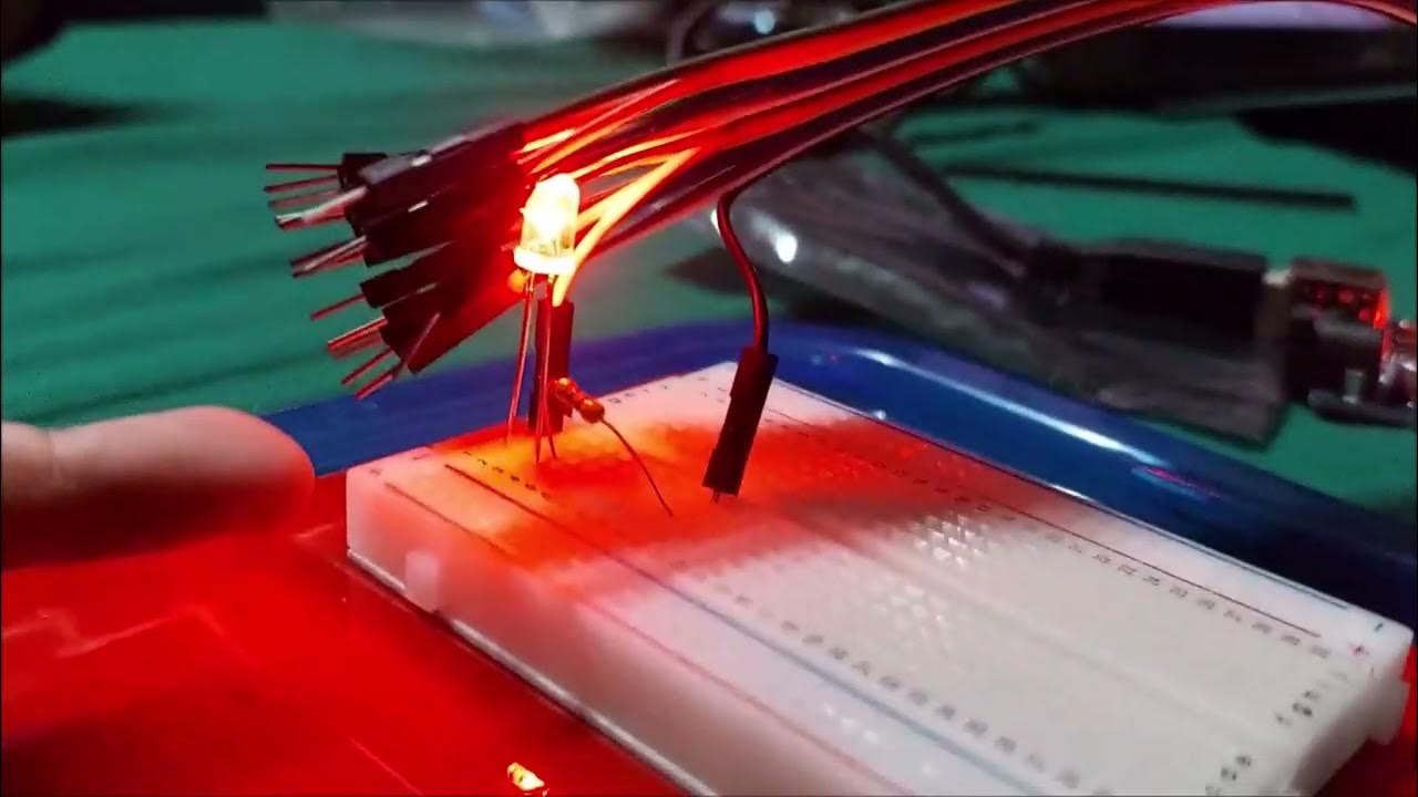 My 1st Arduino Project - YouTube