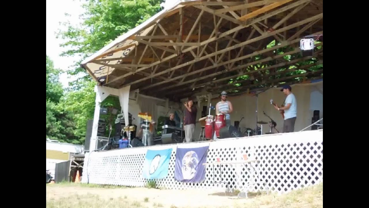 Folk Fest 2012 @Sterling Stage Kampitheater - YouTube