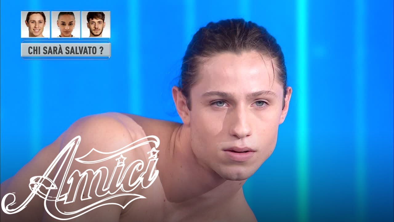 Amici 23 - Dustin - Supermassive black hole - YouTube