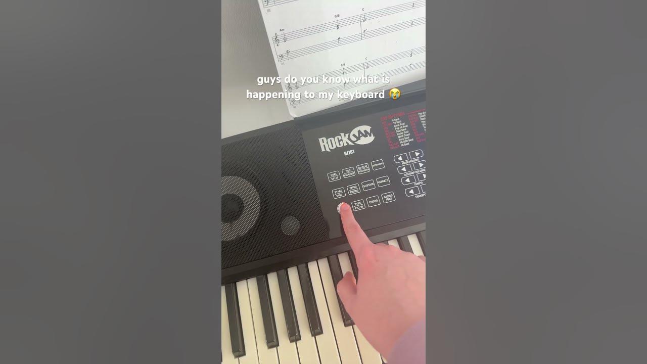 my keyboard is glitching bro 😭 #keyboard #music #piano #wth - YouTube