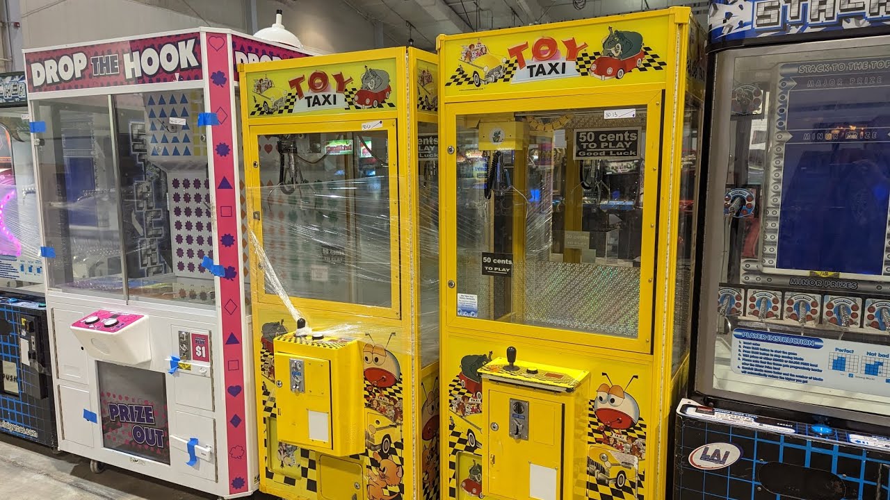 Arcade Pinball Vending Coin op and All Things Cool Auction Preview ...