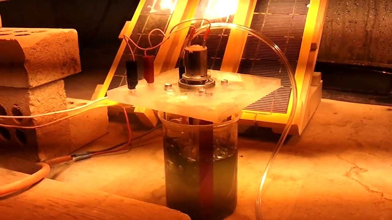 Solar Powered Algae Bio-Reactor - YouTube