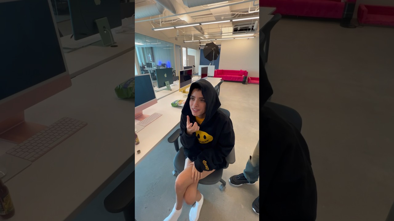 SPICY FOOD CHALLENGE WITH DIXIE D’AMELIO #food #fun #challenge #funny # ...