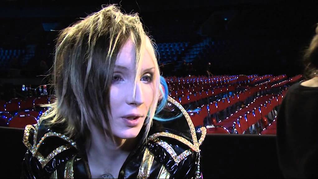 Yohio förhandsfavorit som höll till final - YouTube
