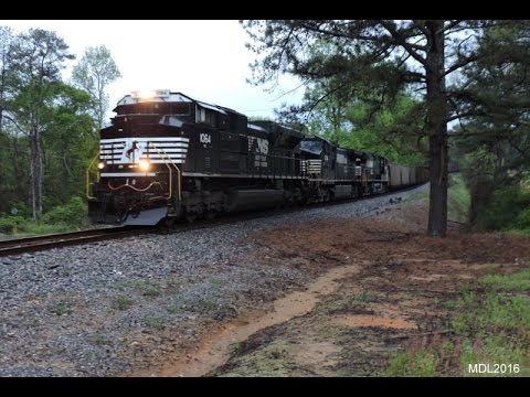 HD: NS 1064 leads NS Train 74M in Carrollton, GA - YouTube