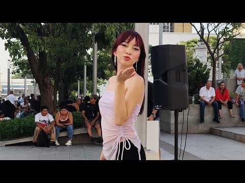 SAYA CANTANDO DESDE EL CENTRO HISTÓRICO DE EL SALVADOR SAN SALVADOR