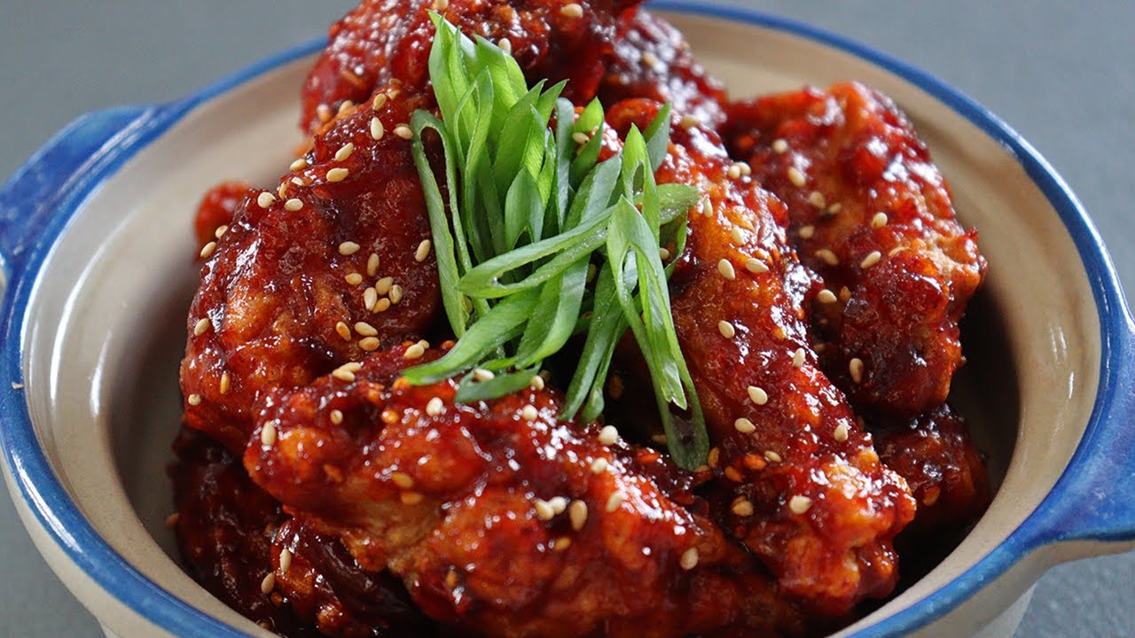 How to Make Korean Spicy Fried Chicken │ Food Anatomy - YouTube