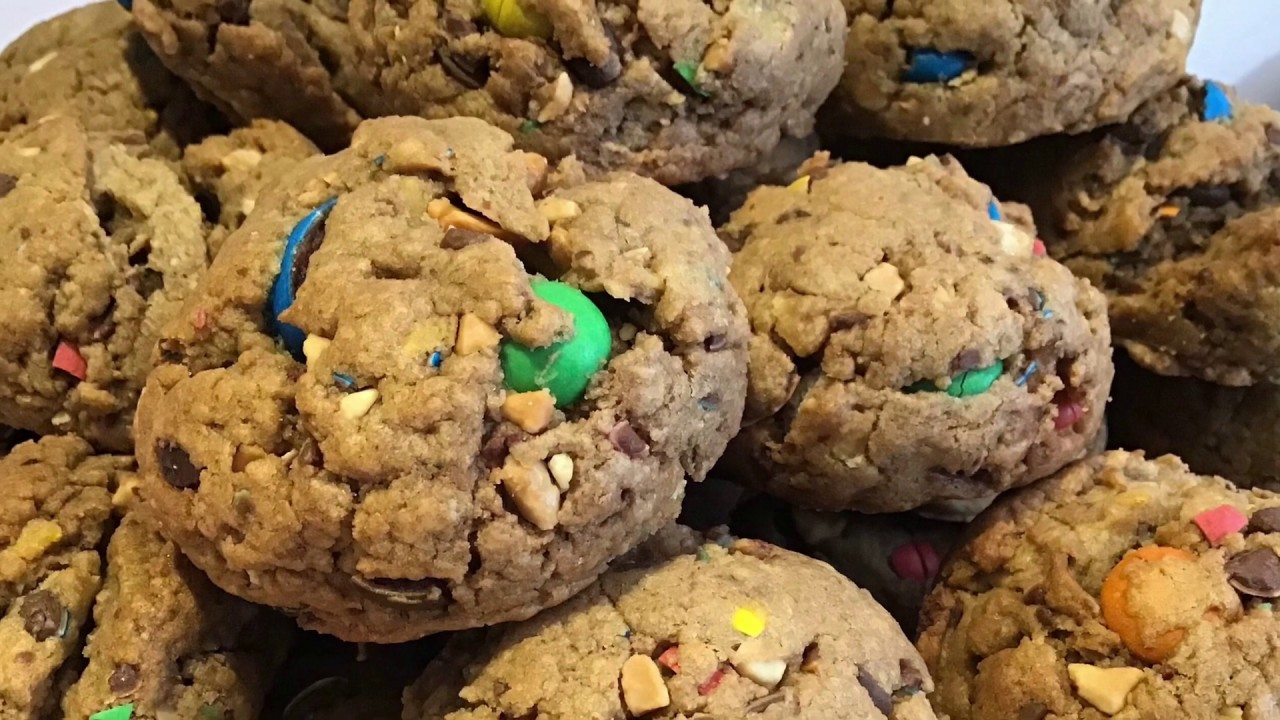 HOW TO MAKE JUNK IN MY TRUNK COOKIES! HOME BAKING ...SAINT HELENA CHEF ...