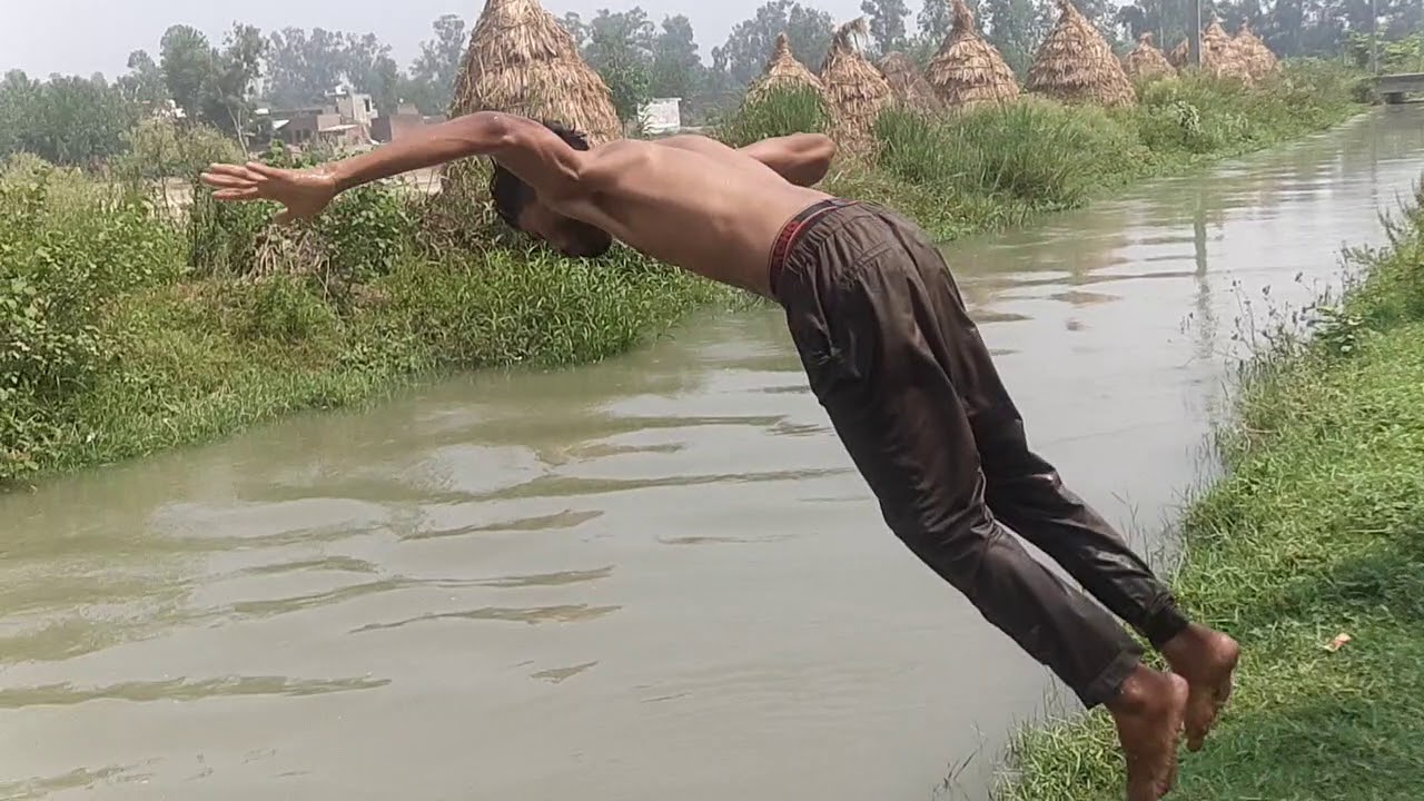 Front flip ( slow motion) - YouTube