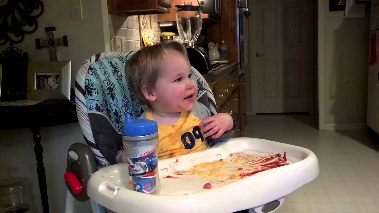 Caleb laughing 19 months - YouTube