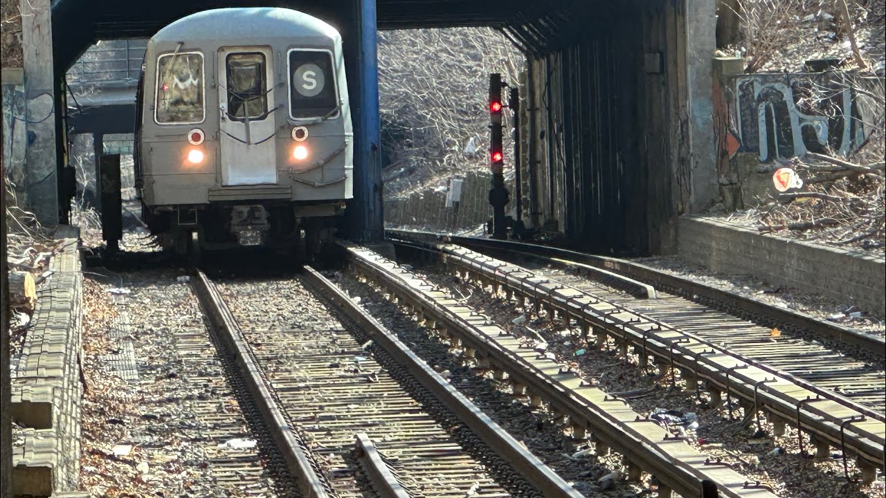 The Franklin Avenue Shuttle - YouTube