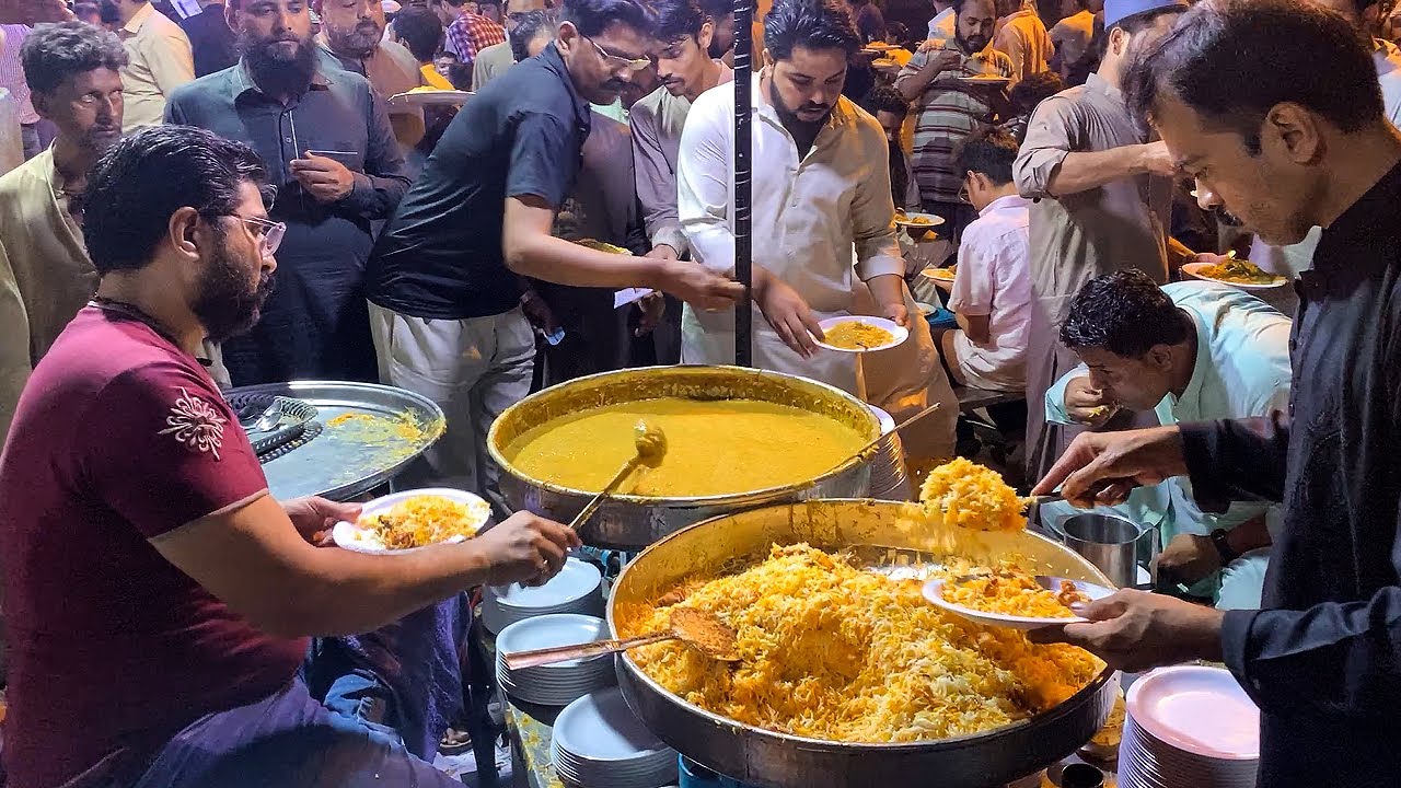 MUTTON BIRYANI HALEEM | Huge Rush for Beef Haleem Biryani | Karachi ...