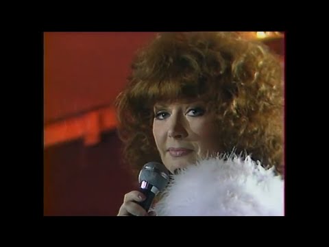 Alla Pugacheva - Million alyh roz (A Million Scarlet Roses)