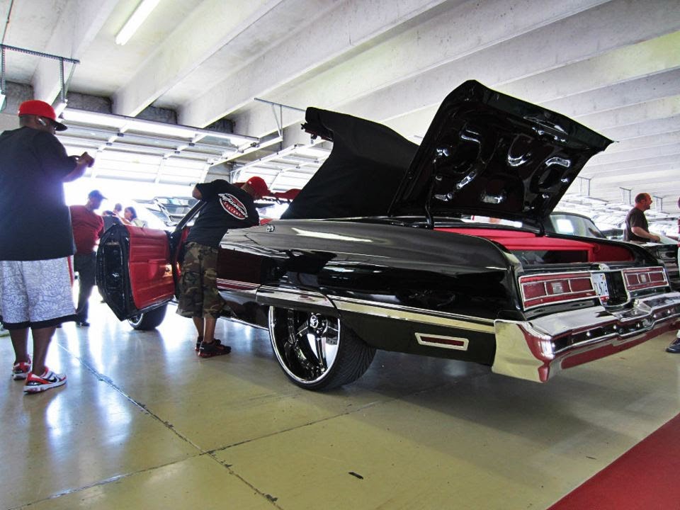 InFamous Customs 1974 Chevy Caprice Vert Donk - YouTube
