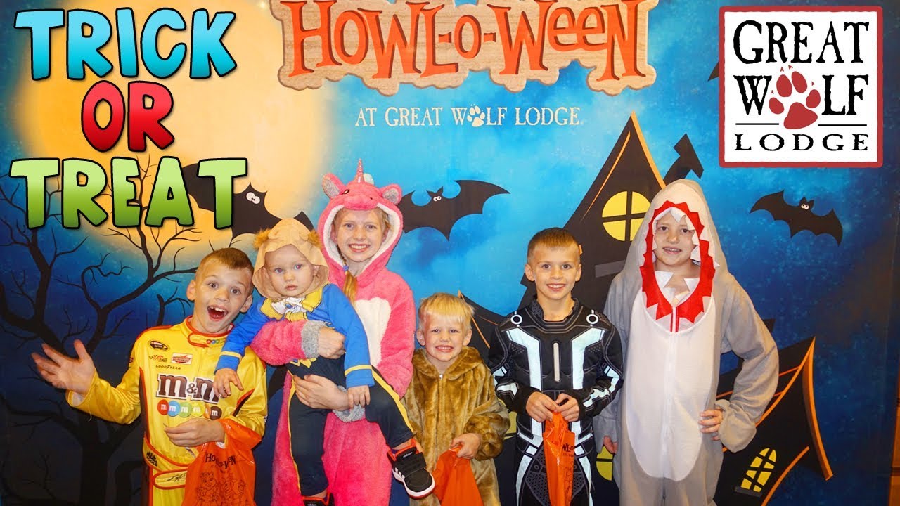 Halloween at Great Wolf Lodge - Trick-or-Treat, Swimming, Bowling ...