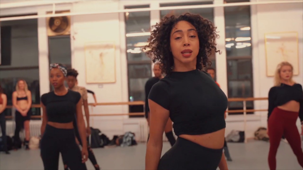 Jessica Castro | Hold Up | Thursday Spotlight Series | Steps on ...