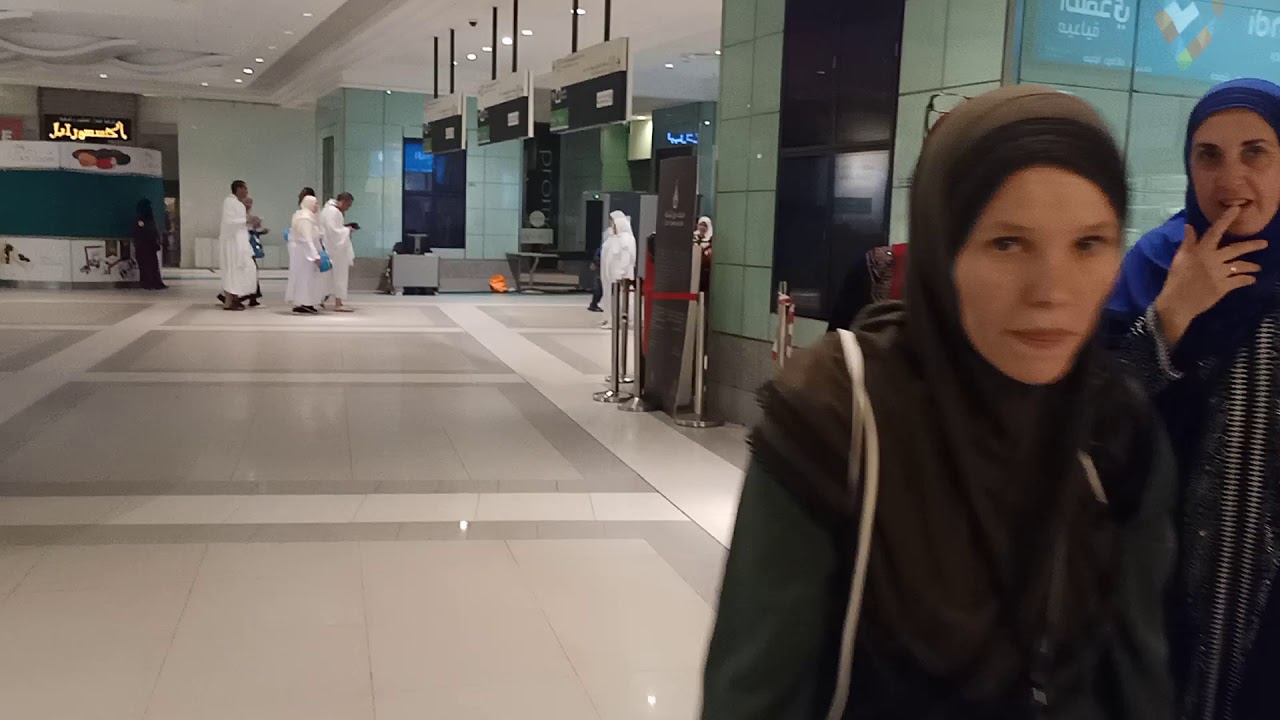 Hotel Menara Jam Mekah UT - YouTube