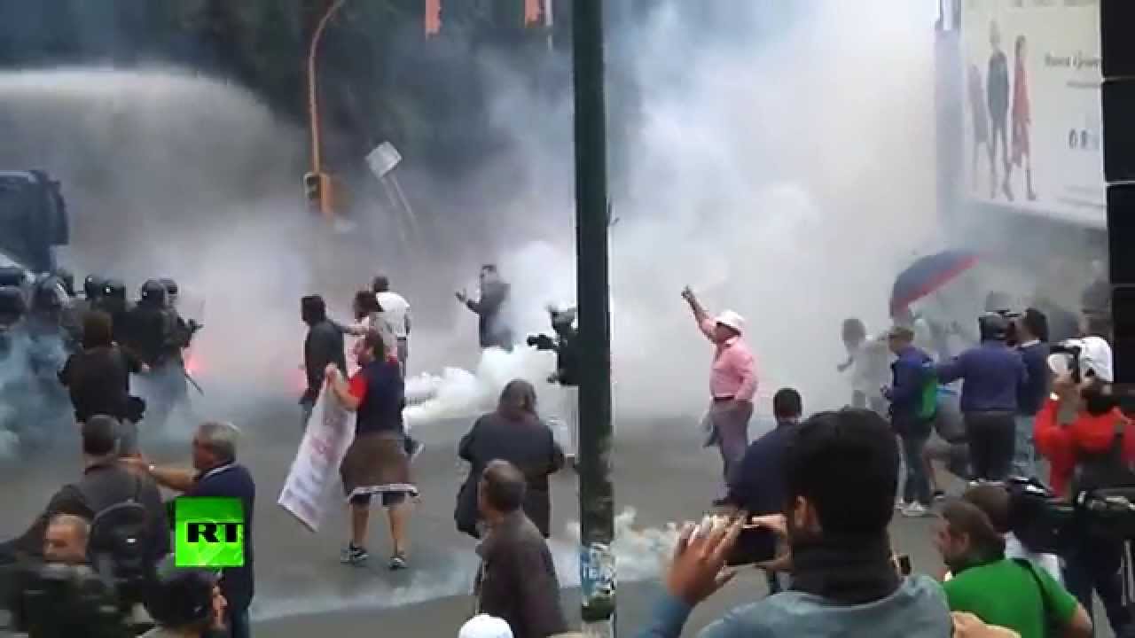 Police Clash With Anti-ECB Protesters In Italy - YouTube