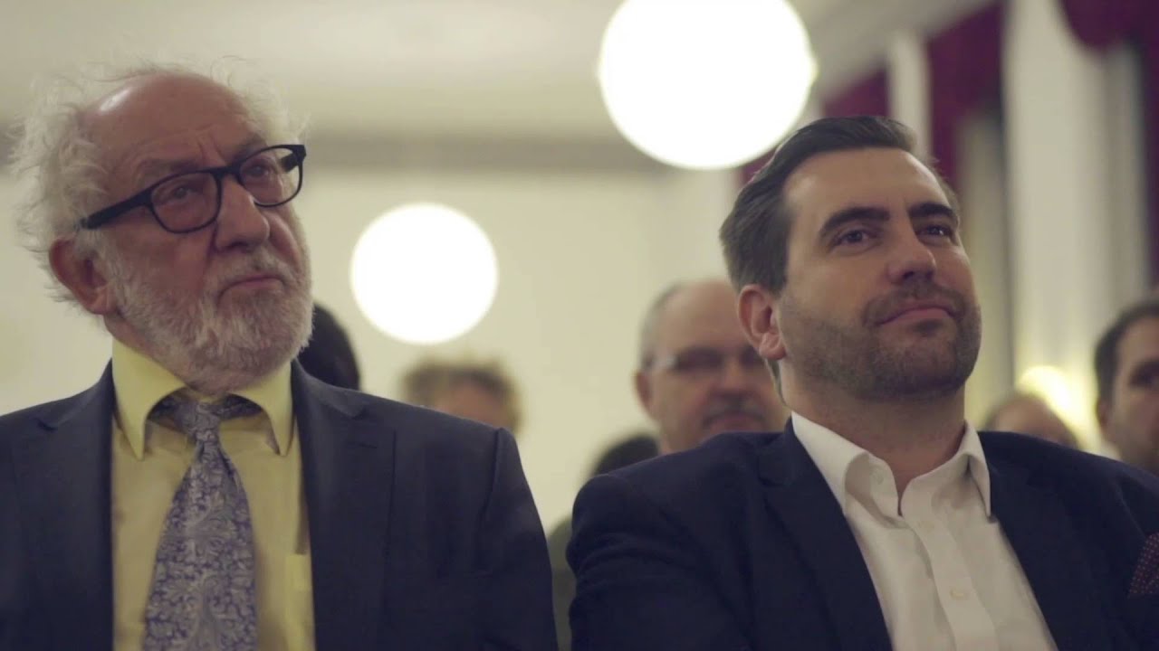 Frank Sitta on Tour #8 - mit Dieter Hallervorden in Dessau - YouTube