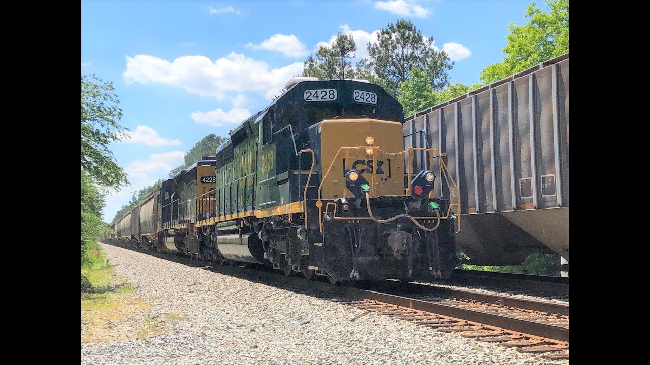 Rolling Meet with SD40-2 Leader! - YouTube
